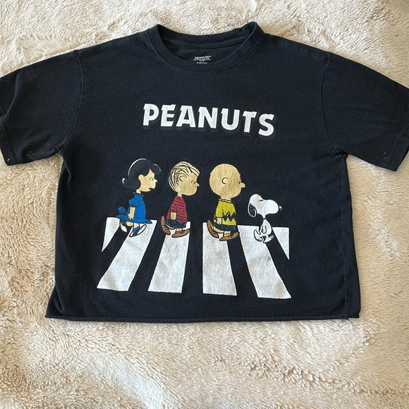 Peanuts | Tops | Peanuts Tshirt L | Poshmark